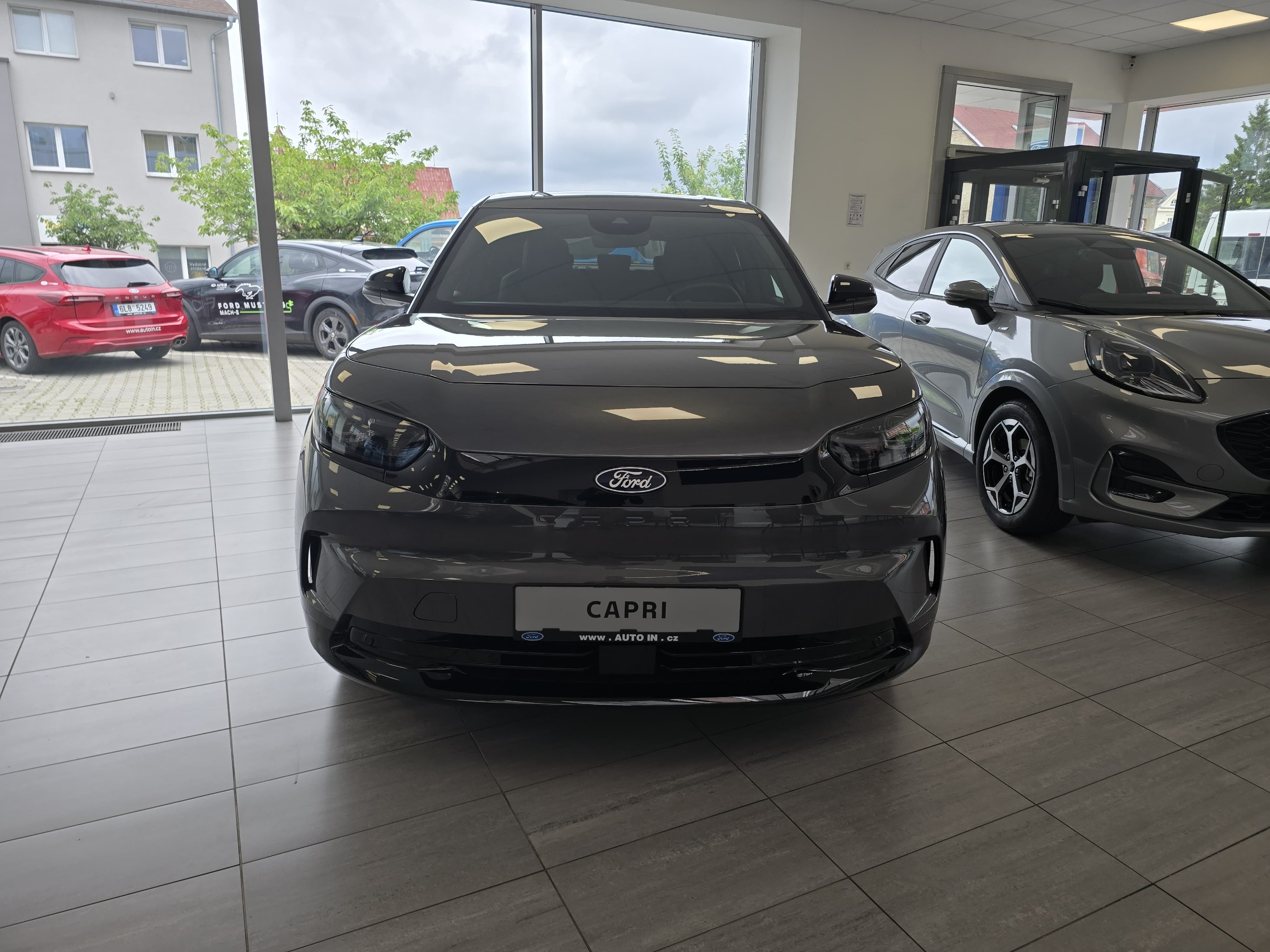 Ford Capri Capri Premium 5D 77 kWh,0 PRODLOUŽENÝ DOJEZD 210 kW / 286 k ...